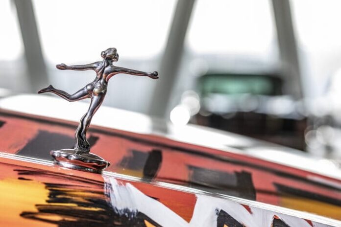 The Radiator Emblem: Mercedes-Benz Museum Inside - collectorscarworld