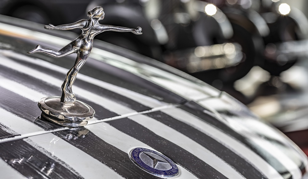 The Radiator Emblem: Mercedes-Benz Museum Inside - collectorscarworld