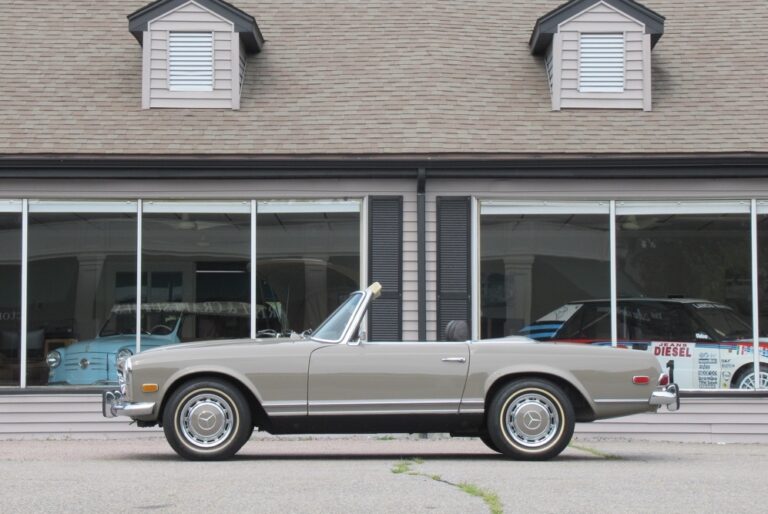1969 Mercedes Benz 280SL Roadster - collectorscarworld