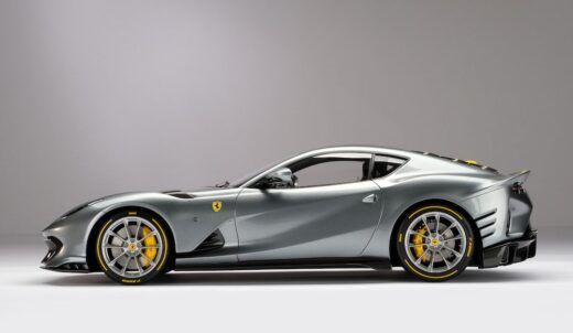 Ferrari 812 Competizione Scale 1:8 - collectorscarworld