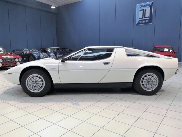 1973 Maserati Merak 3000 - collectorscarworld