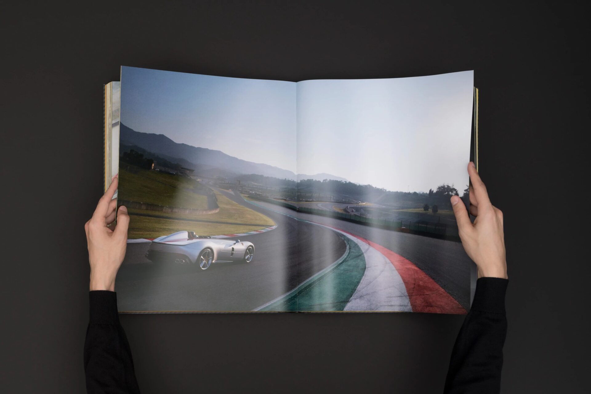 Ferrari Monza SP1/SP2 Limited Edition Book - collectorscarworld