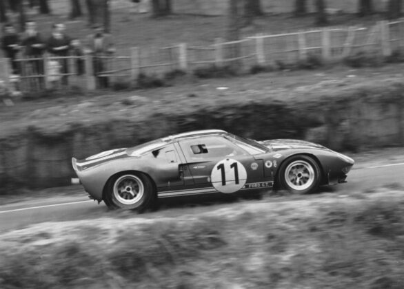 Ford GT Le Mans 64-65 - collectorscarworld