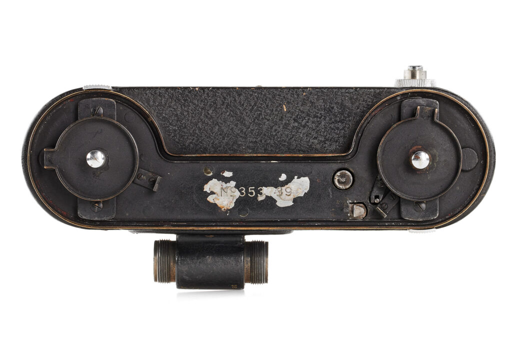 Leica 250 GG Reporter & Leica-Motor Mooev - collectorscarworld