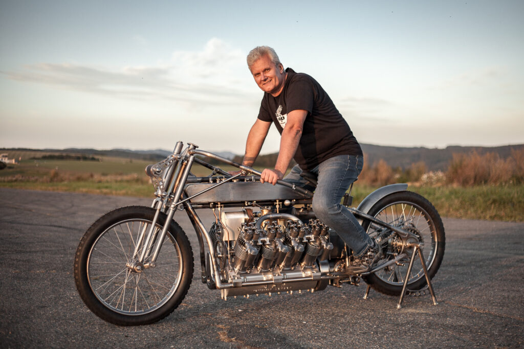 4.4 Liter V8 Motorcycle By Pavel Malanik - collectorscarworld
