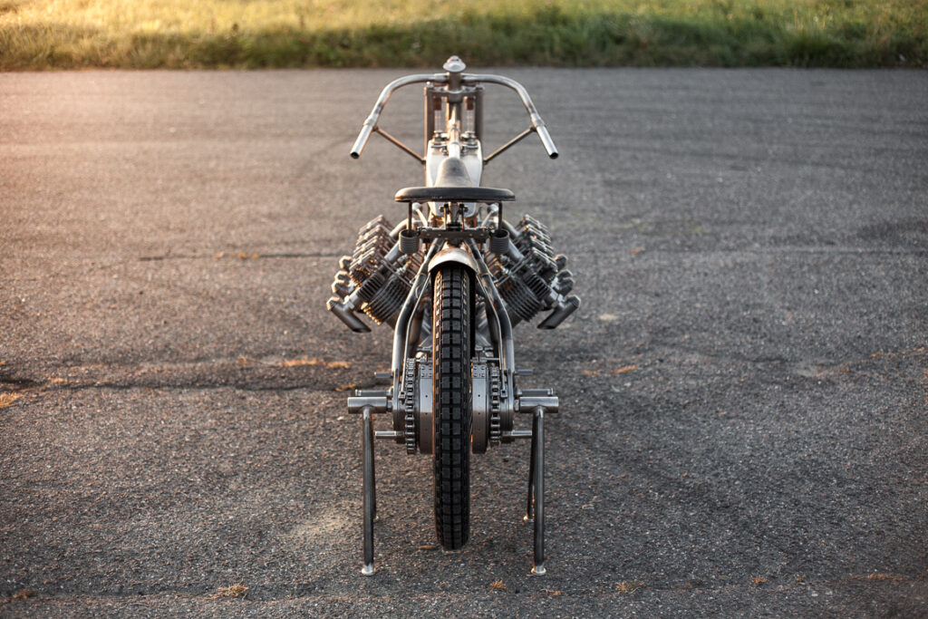 4.4 Liter V8 Motorcycle By Pavel Malanik - collectorscarworld
