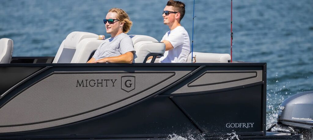 Mighty G Pontoon Boats - collectorscarworld