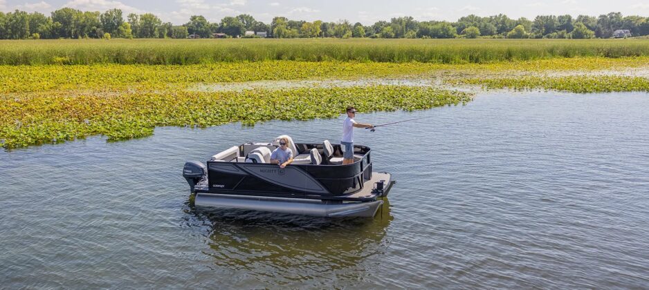 Mighty G Pontoon Boats - collectorscarworld