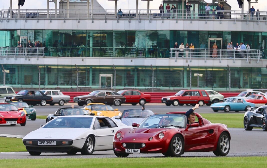 Celebrating Classic Car Culture At Silverstone Festival ...