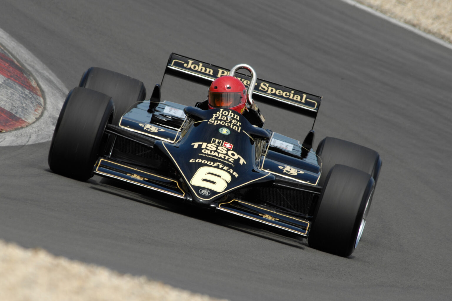 The Classic Team Lotus - collectorscarworld