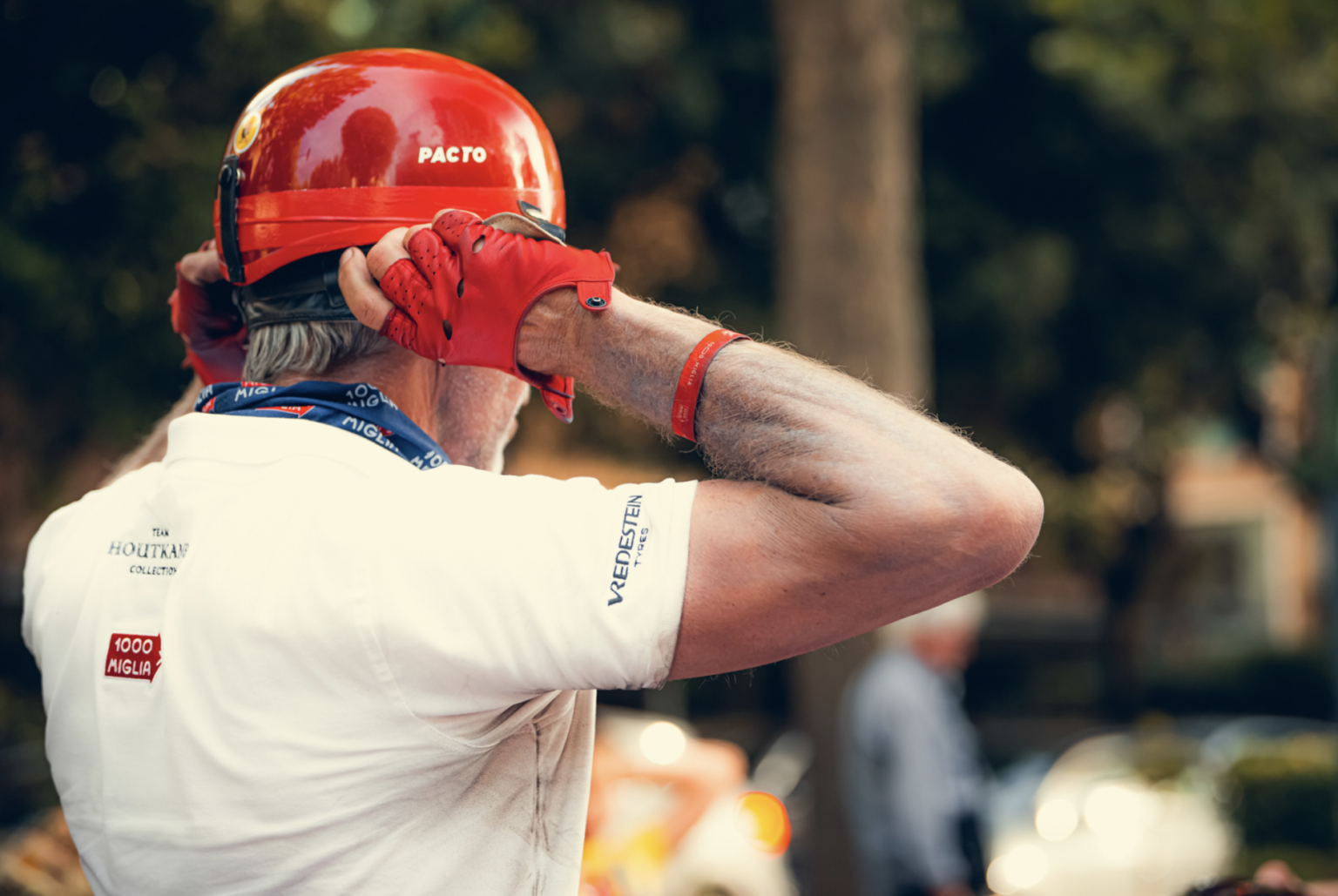 Crafting Timeless Helmets For The Mille Miglia And Goodwood Experience ...