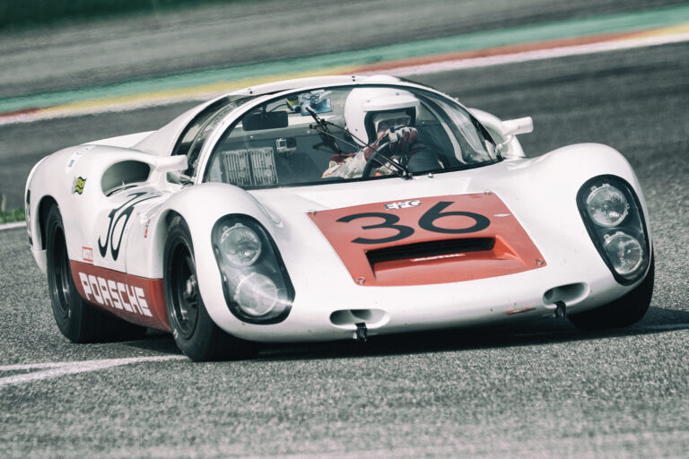 Porsche 910 - Carrera 10 - collectorscarworld