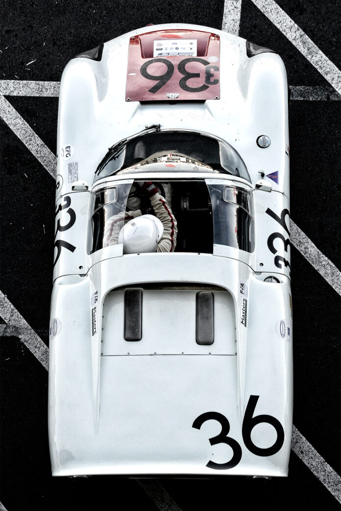 Porsche 910 - Carrera 10 - collectorscarworld
