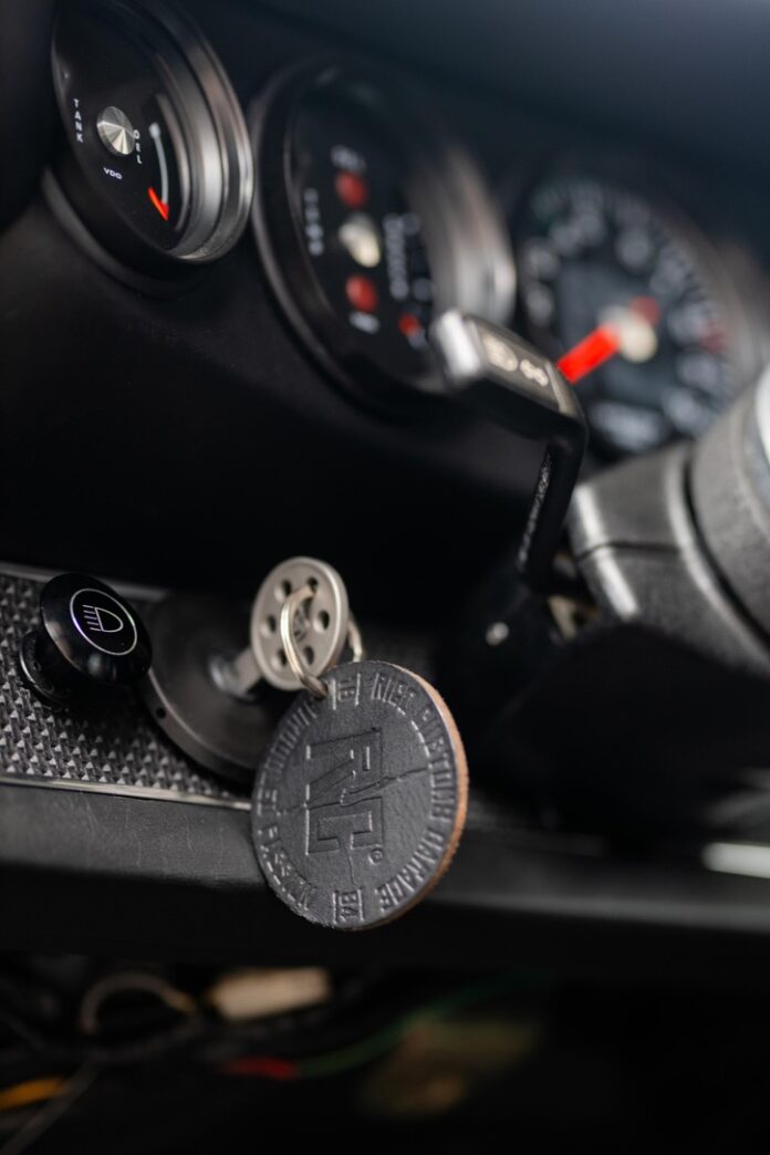 Rico Customs Sells One-Off Silver 911 R - collectorscarworld