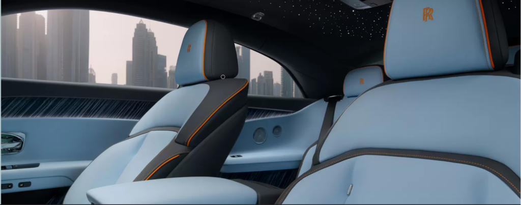 Rolls-Royce SPECTRE In Motion - collectorscarworld