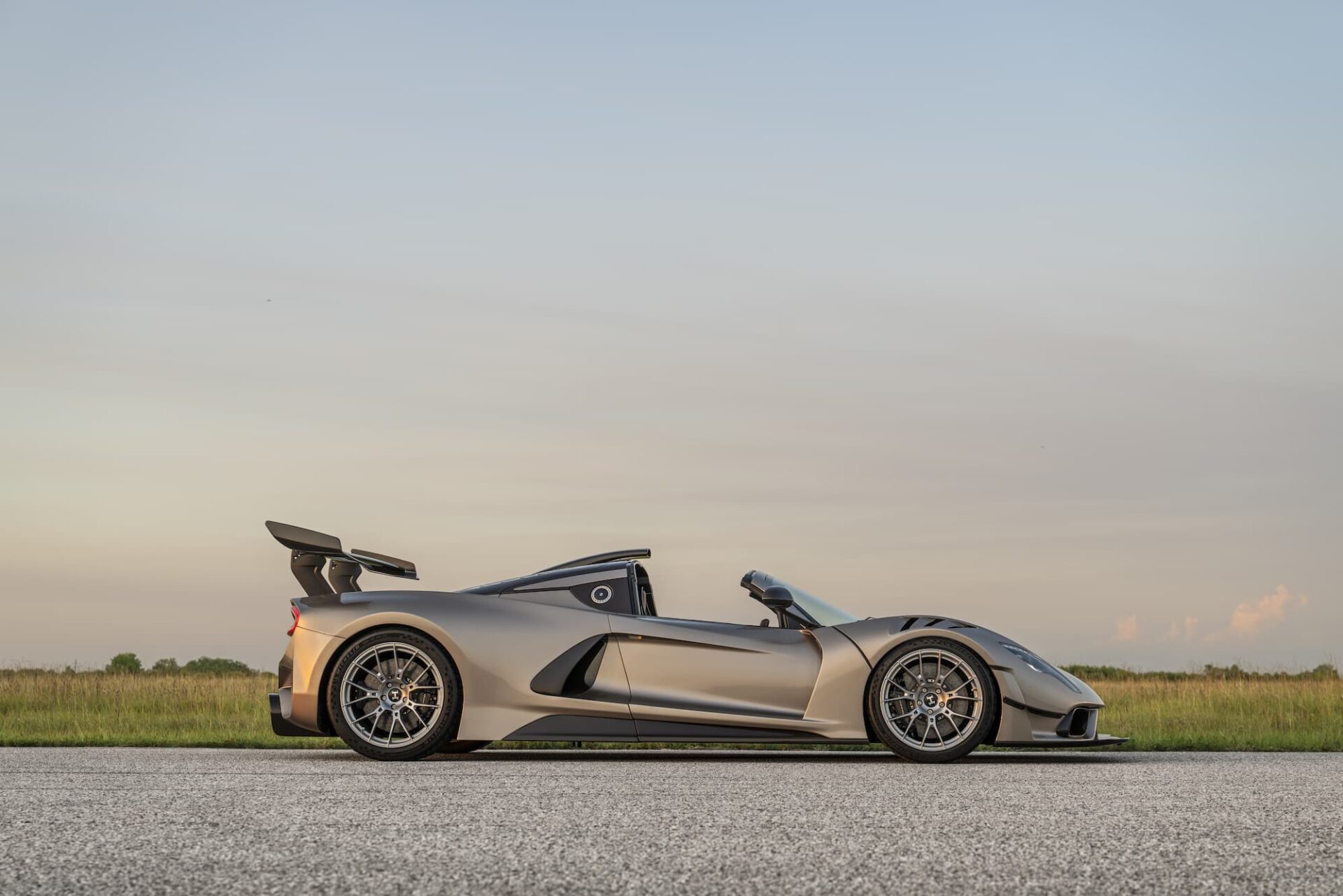 Hennessy Venom F5 - collectorscarworld