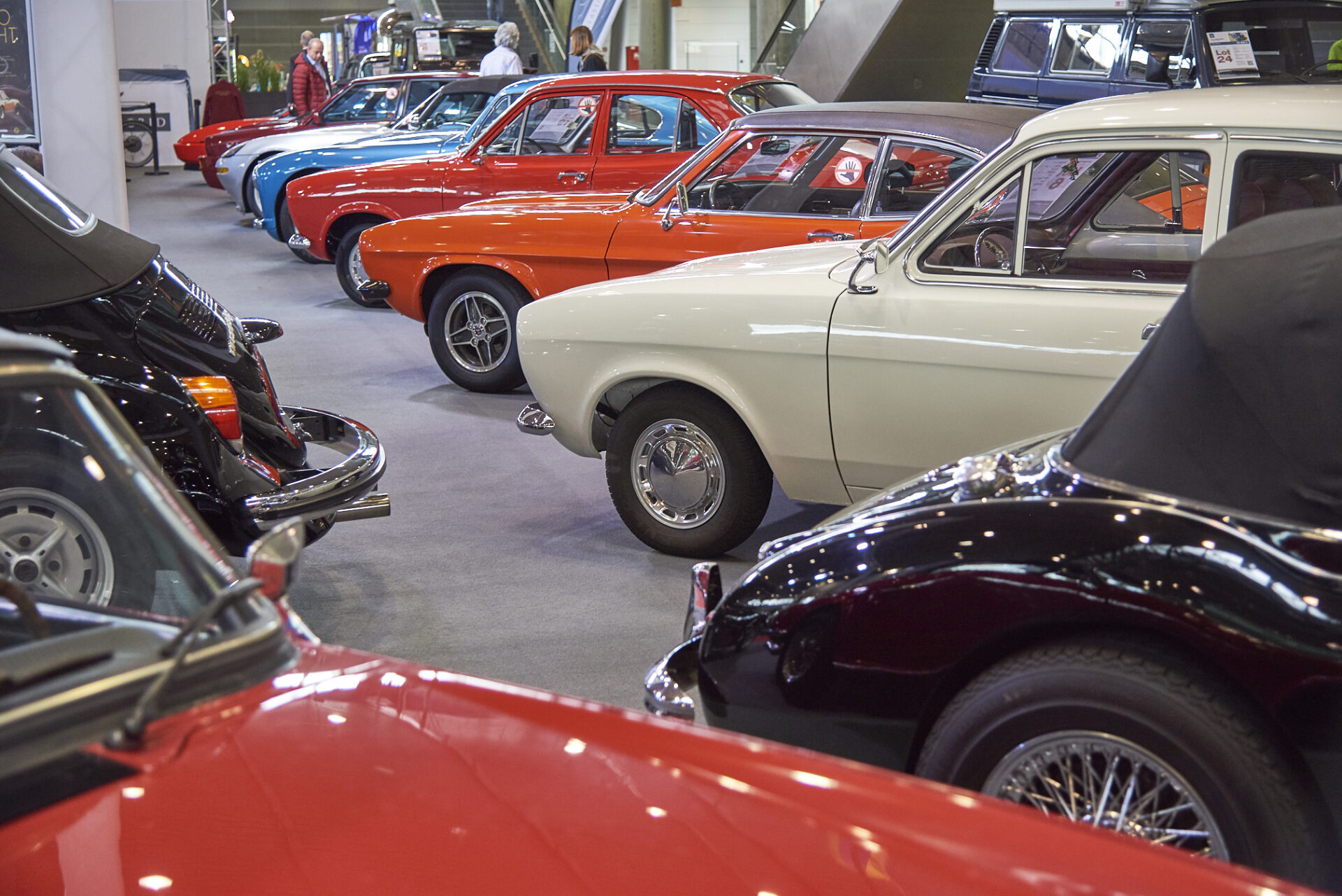 Retro Classics Essen 2026 - collectorscarworld