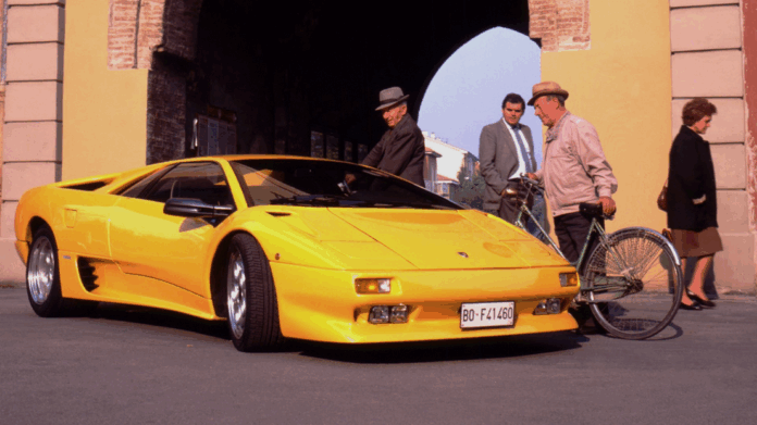 35 Years Of An Icon: Lamborghini Diablo - collectorscarworld